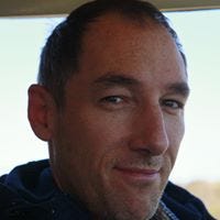 Mike Douglas – Medium