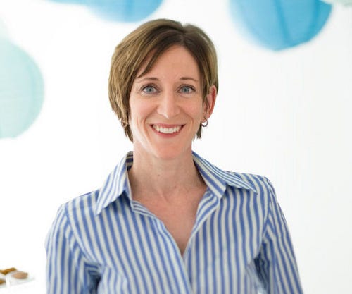 Laura Goldstein – Medium