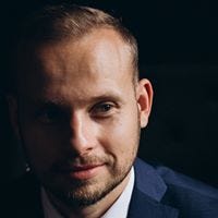 Volodymyr Lisovyi – Medium