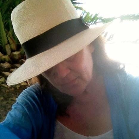 paula fontaine – Medium