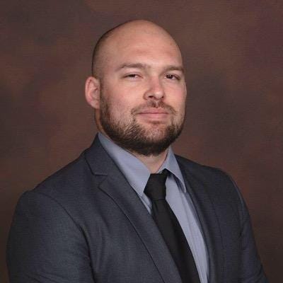Italo Cruz – Medium