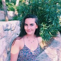 Nadia Slater – Medium