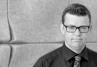Simon Heising – Medium