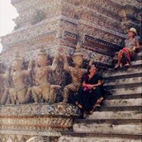 Alice Lo – Medium
