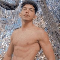 Marcos Vinicius – Medium