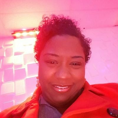 About – Elle Elle Jones – Medium