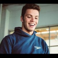Noah de Muynck – Medium