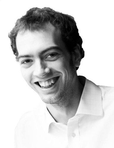 Simon Dodd – Medium