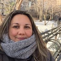 Silvia Almeida – Medium