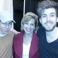 Cheryl Thomas – Medium