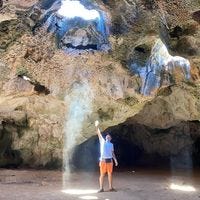 Leonardo Maya – Medium