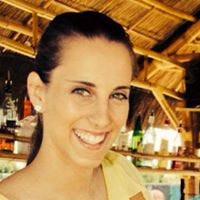 Julia Paula – Medium