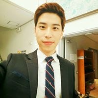 Wonjun Lloyd Lee – Medium