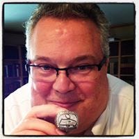 Mark Hoben – Medium