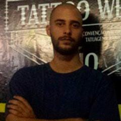 Renan “Dezenove” Crespo – Medium