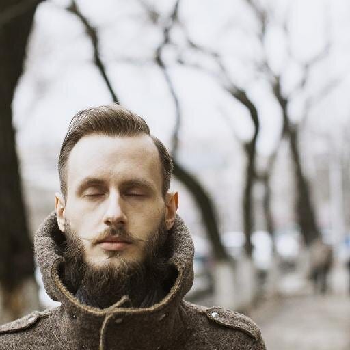 Theo Frost – Medium