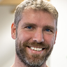 Peter Neubauer – Medium
