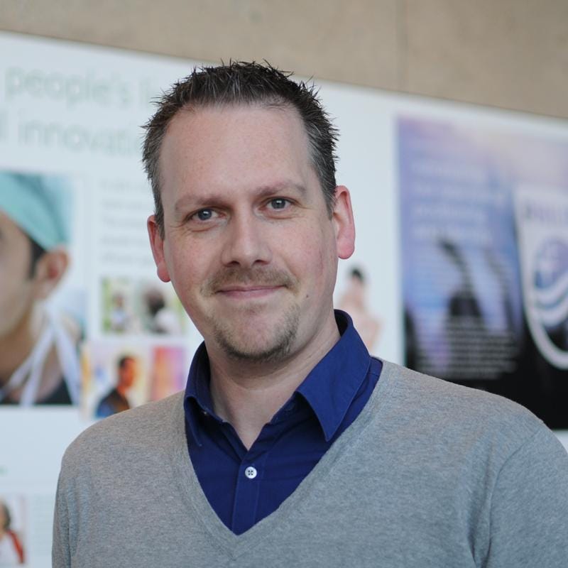 Joost van Dun – Medium