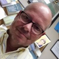 Ed Williams – Medium