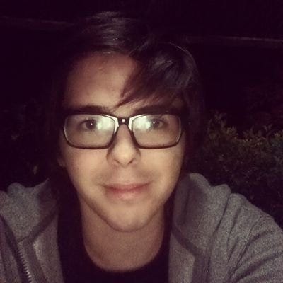 Steven Arias – Medium