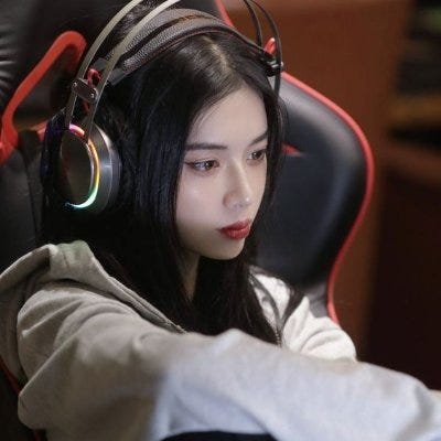 Jade Hawkins | Gamer | League of Legends – Medium
