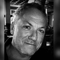 Simon Saunders – Medium