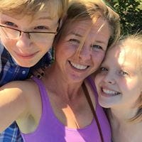 Rebecca Sacks – Medium
