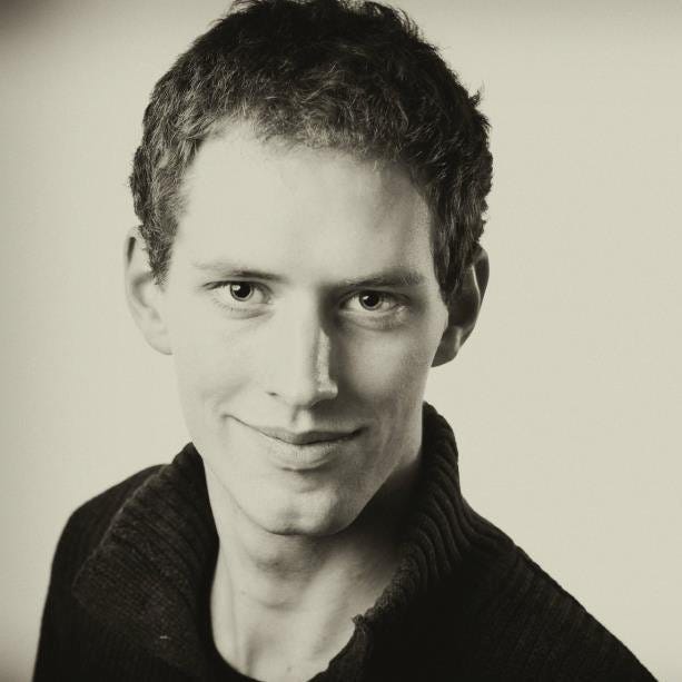 Pieter Van Nuffel – Medium