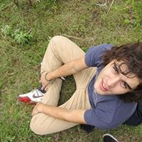 Alan Islas – Medium
