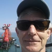 Andrew Bauer – Medium