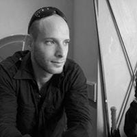 Robert Mayer – Medium