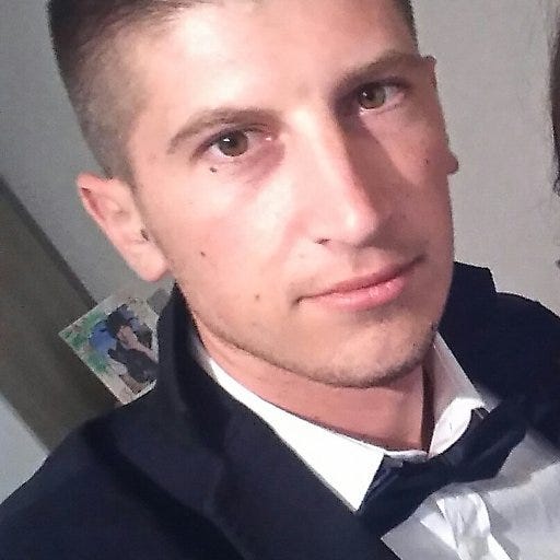 Aleksandar Joe – Medium