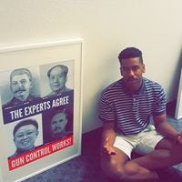 Bobby Maxwell – Medium