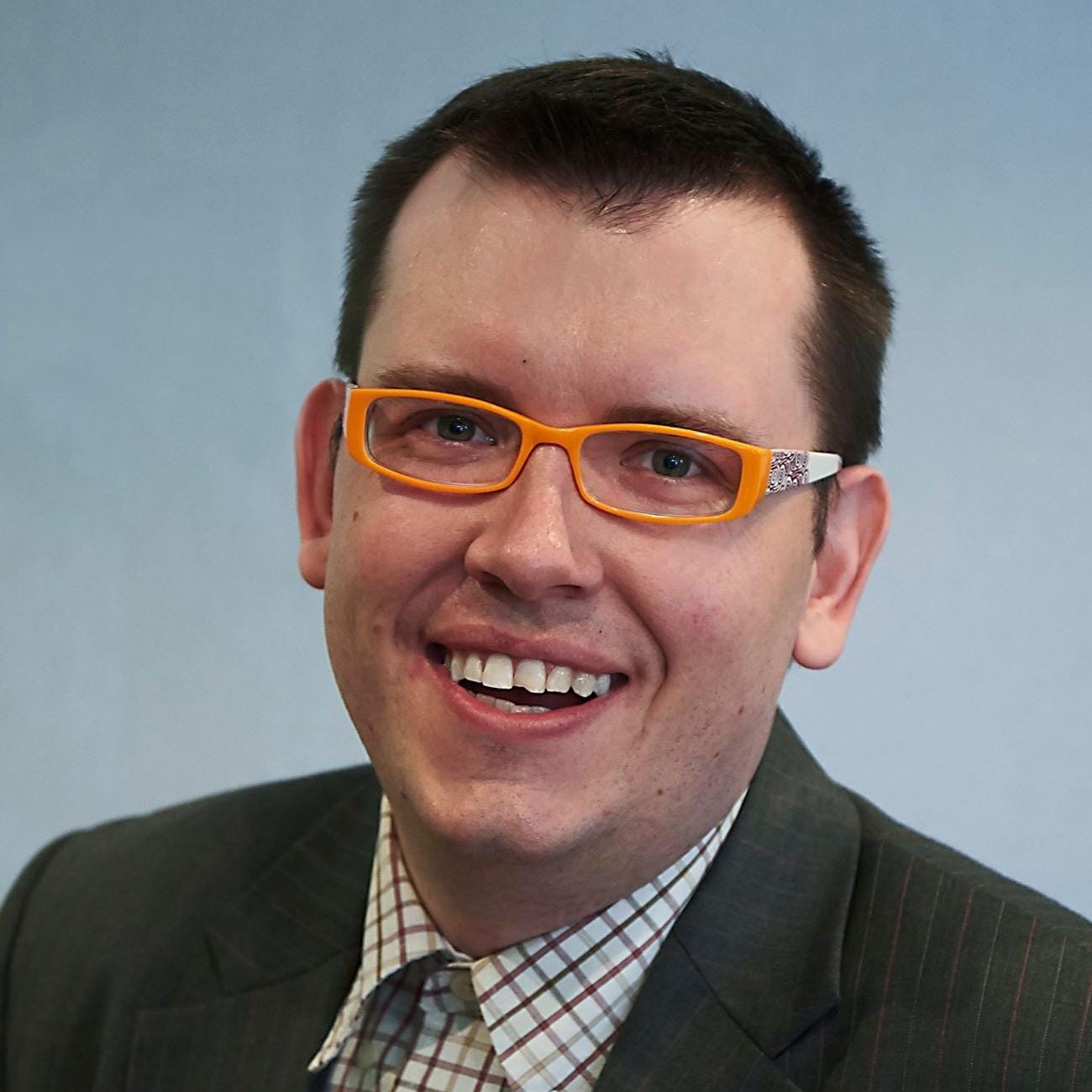 Dan Zrobok – Medium