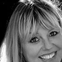 Laura Porter – Medium