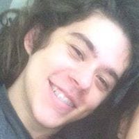 Davi Cordeiro – Medium