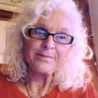 Polly Schneider – Medium