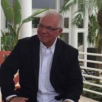 Tommy Runfola – Medium