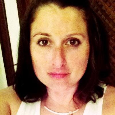 Lyndsay Vaughan – Medium