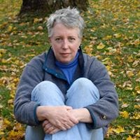 Sara Tucker – Medium