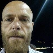 Nikos Katselis – Medium