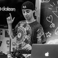 Lucas Bender – Medium