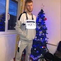 Cheznee Rosenau – Medium