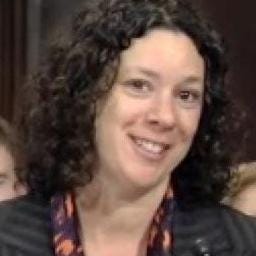 Jenny Flanagan – Medium