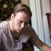 Matti Van de Weem – Medium