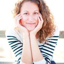 Tara Jones – Medium