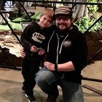 Adam Skibbe – Medium