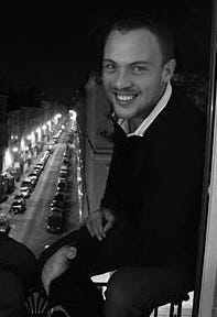 Alex – Medium