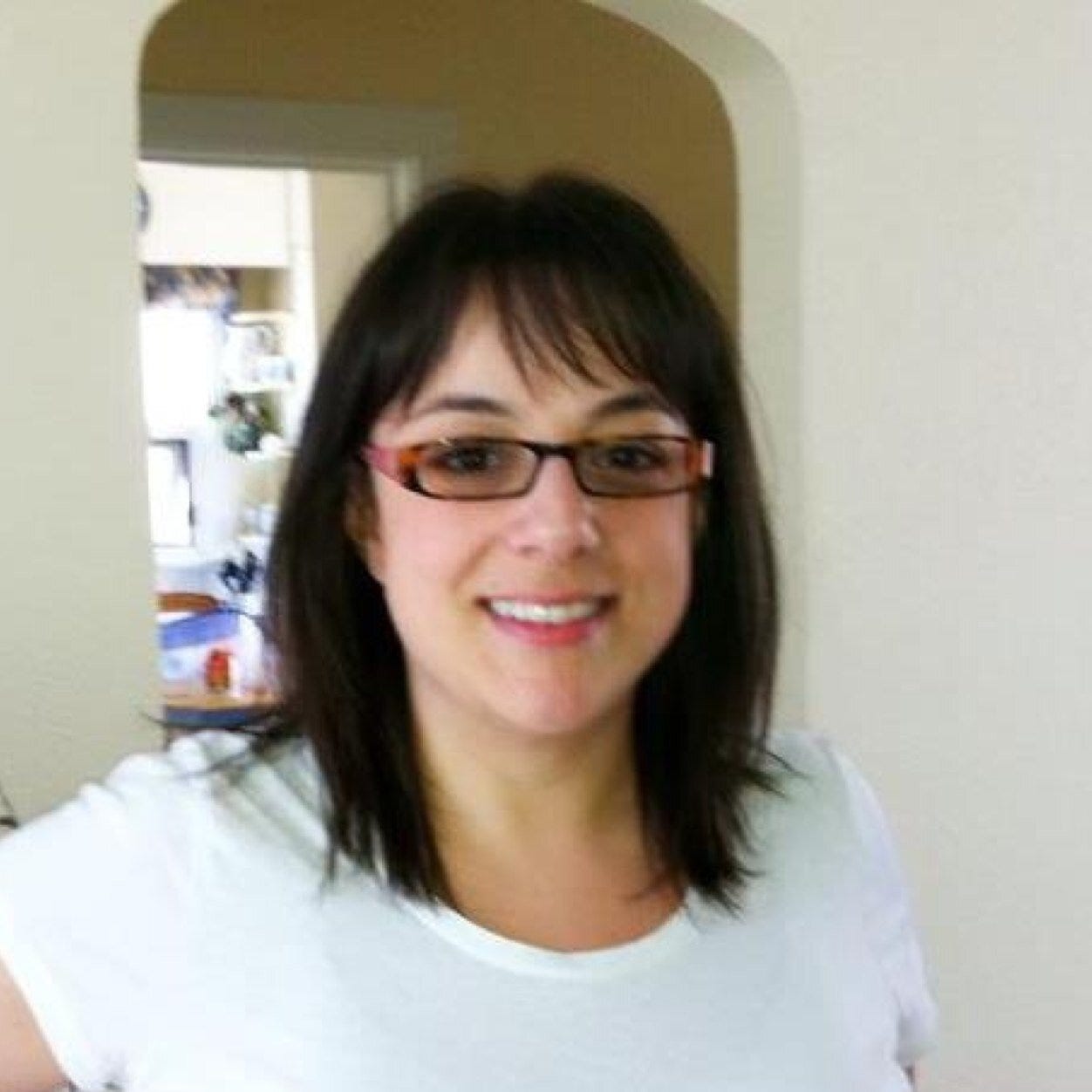 Anna Albo – Medium