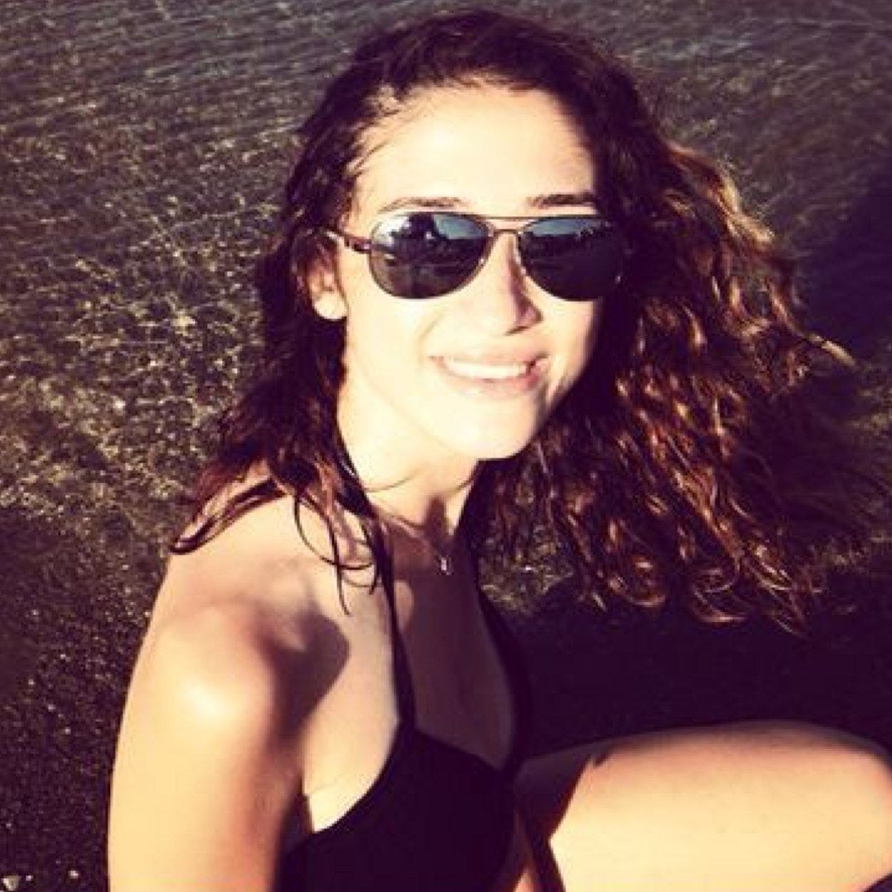 Irmak Aybartürk – Medium